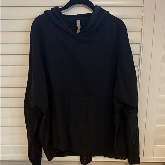 ALO Yoga | Tops | Alo Yoga Black Pullover Hoody | Poshmark